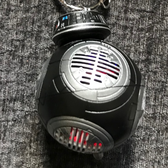 Star Wars | Accessories | Disney Parks Bb9e Light Sound Key Chain ...